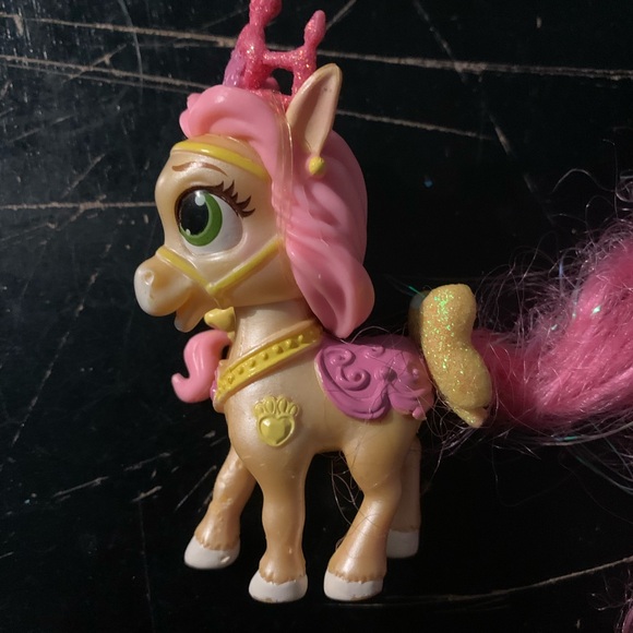 Disney | Toys | Disney Princesses Palace Pets Belles Pony Figure Blip ...